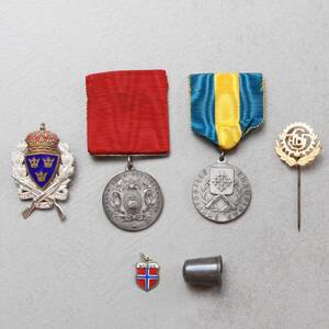 Slutpris för MEDALJER, PIN, FINGERBORG, Silver