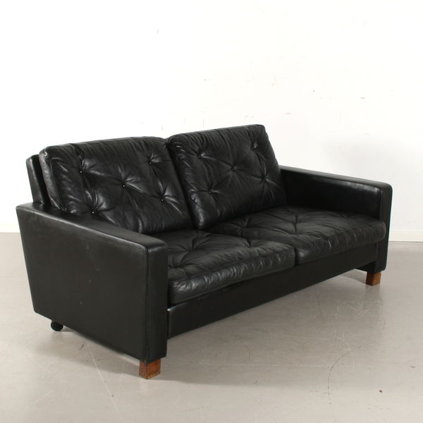 Slutpris för Soffa, svart läder, 1960-tal