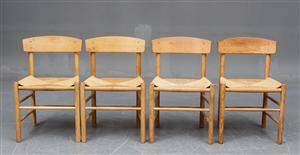 Slutpris för Børge Mogensen. Fire stole af