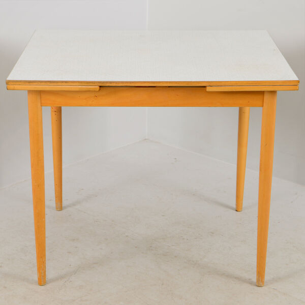 Slutpris för Bord Perstorpskiva Virrvarr design Sigvard