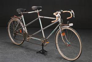 Slutpris för Tandem cykel af mærket Gitane