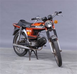 Slutpris för Puch MS50 knallert med pedaler,