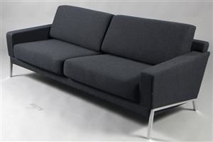 Slutpris för 3-pers sofa med uld, negle