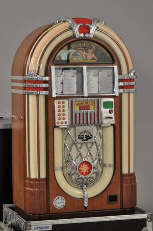 Slutpris för Wurlitzer Jukebox model Princess