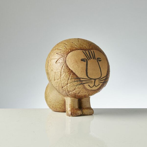 Slutpris för Lisa Larson, Lejon för Gustavsberg.