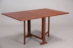 Slutpris för Klapbord / gateleg bord af