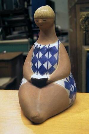 Slutpris för Figurin, Lisa Larson (f. 1931)