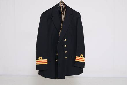 Slutpris för Dansk Militær uniform år. 1864.