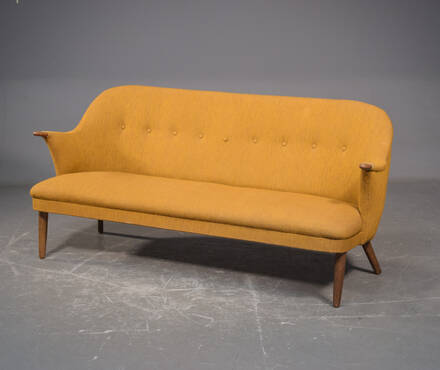 Slutpris för 3-pers sofa med uld, negle