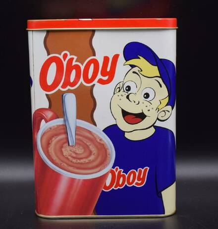 Slutpris för 193796. MUGGAR, 3 st, flintgods,