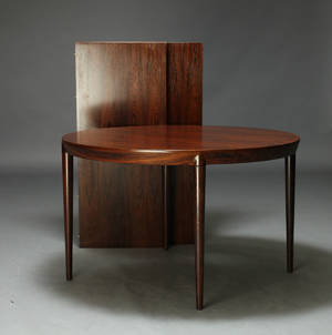 Slutpris för Haslev møbelsnedkeri. Spisebord