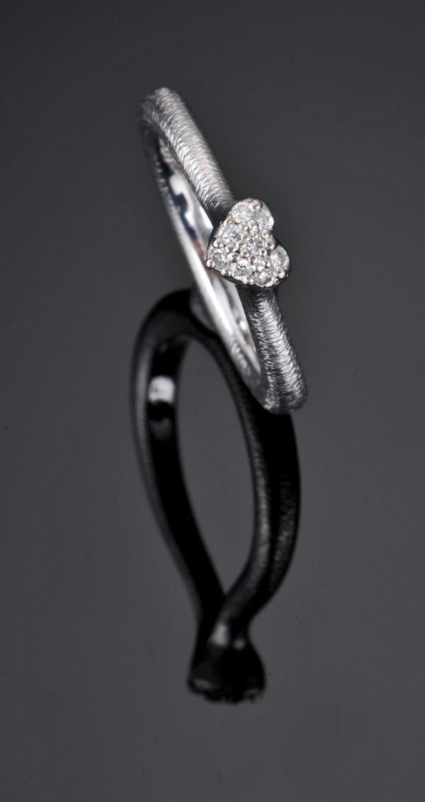 Slutpris för Ole Lynggaard. Hjertering med brillanter