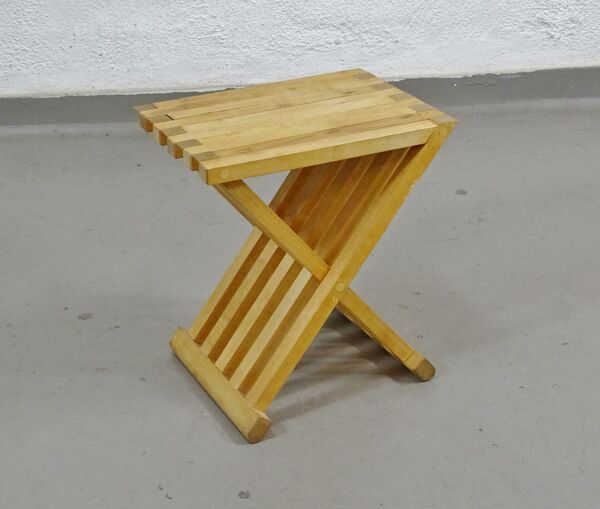Slutpris för Pall, trä, hopfällbar