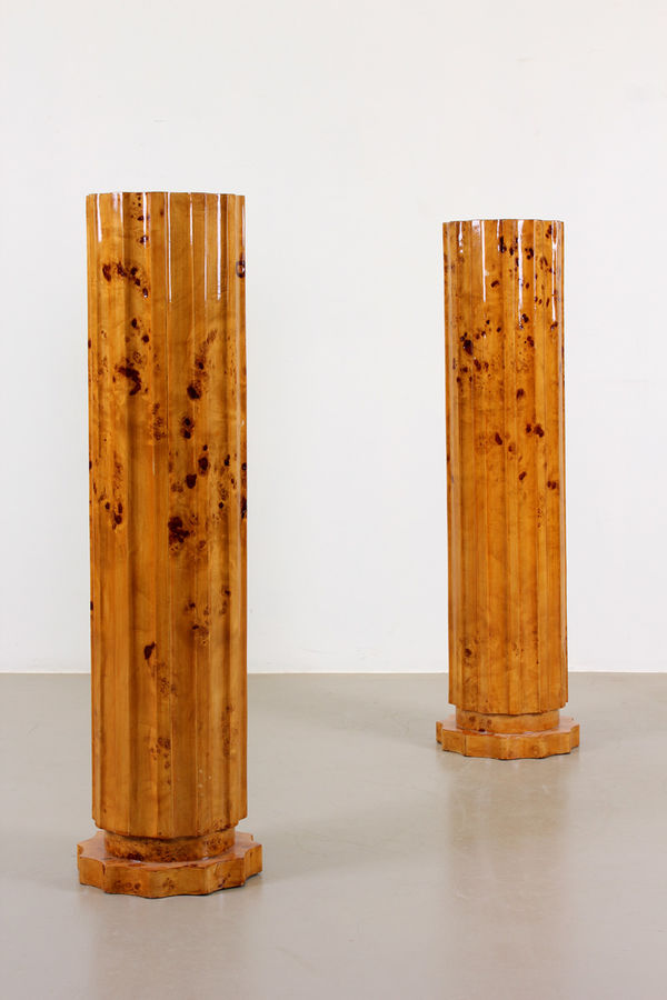 Slutpris för Kolonner, ett par, gustaviansk stil.