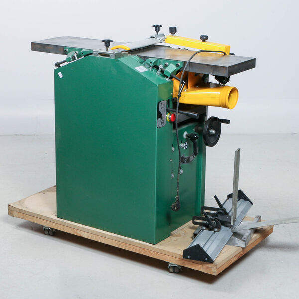 Slutpris för RIKT OCH PLANHYVEL.